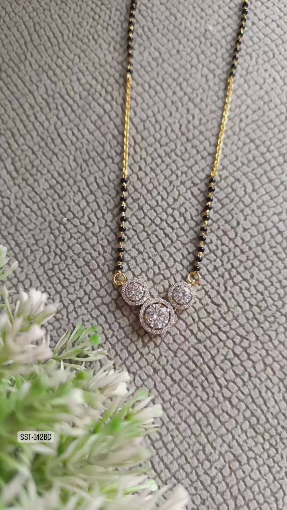 SST 142BC |TRIPLE ROUND HALO MANGALSUTRA – Elite Jewellery